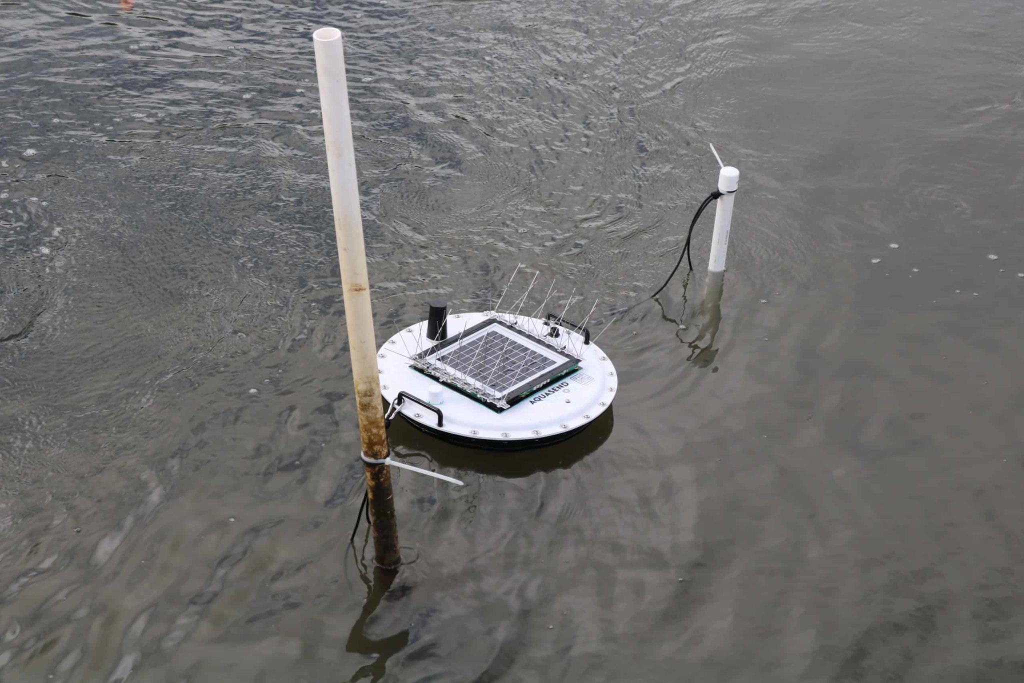Beacon - Real-Time Water Quality Monitor for Aquaculture | Aquasend